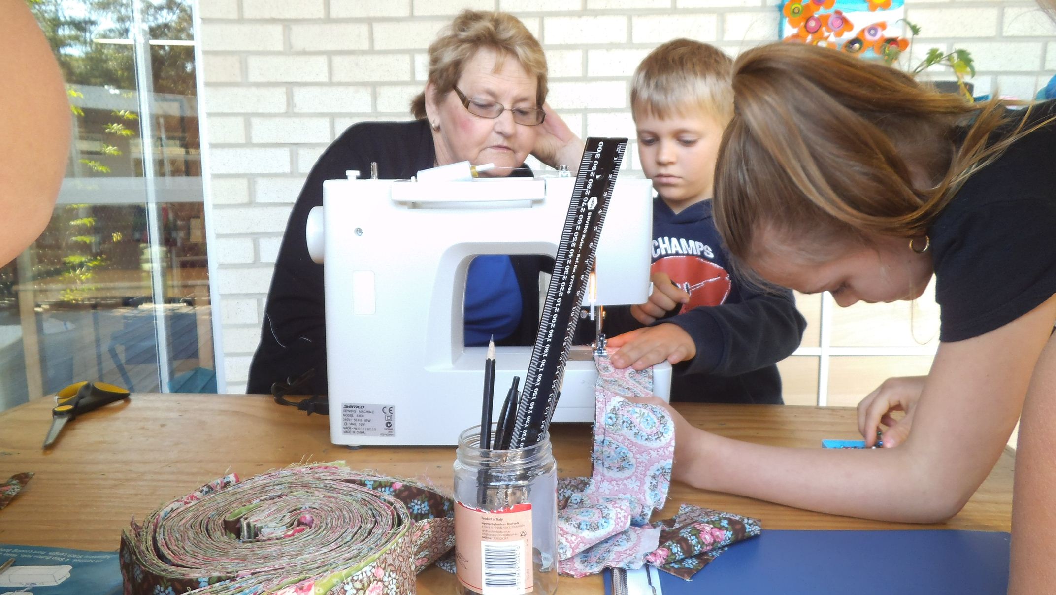 Hands-on learning | MIC – Montessori International College